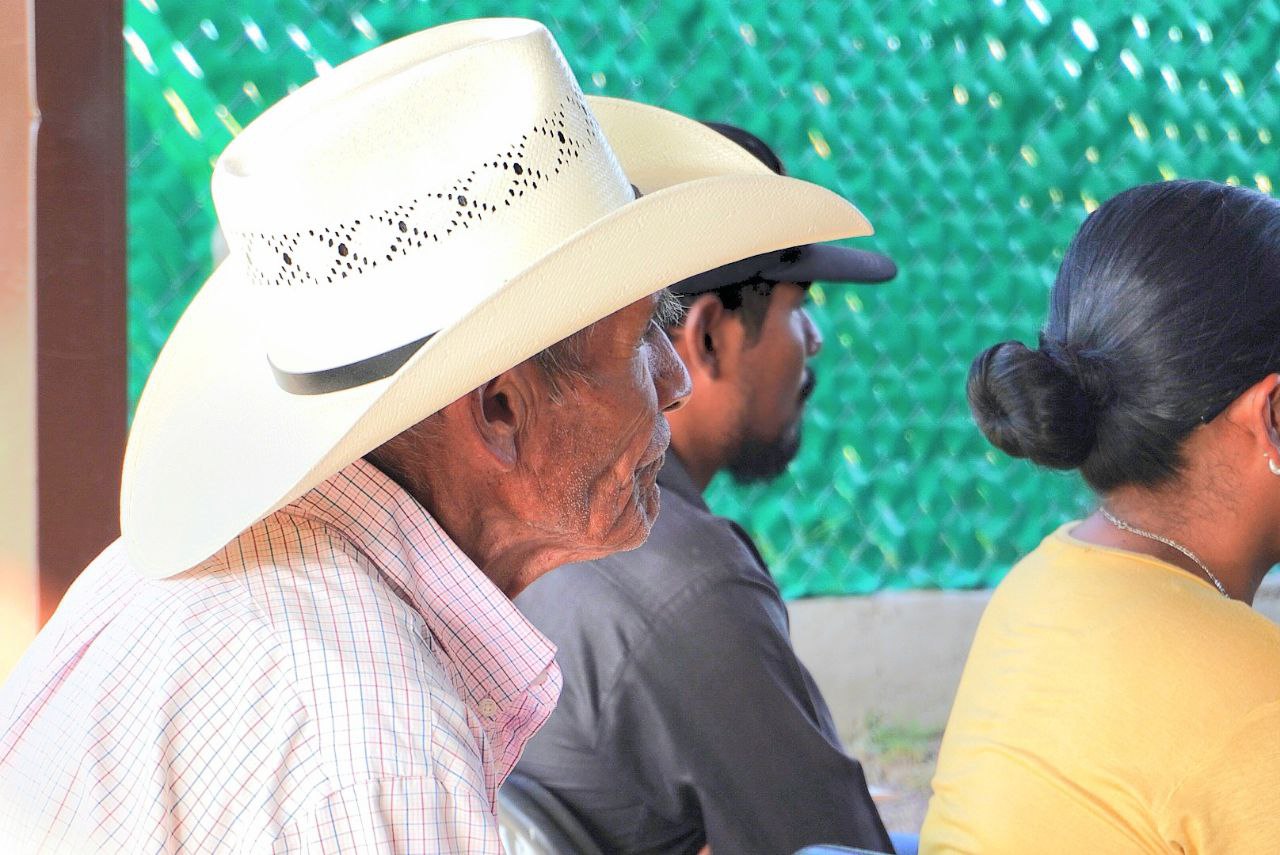 Recibe Narro Céspedes reconocimiento del pueblo de Caxcan, por la ...